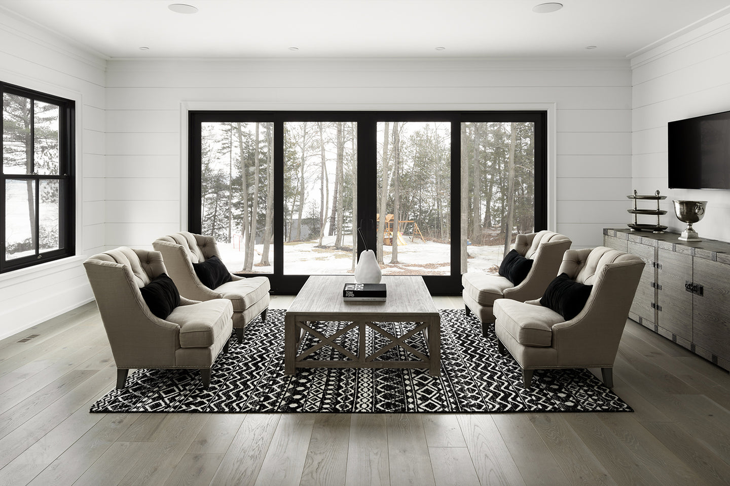 Modern White Cottage – Northern Wide Plank
